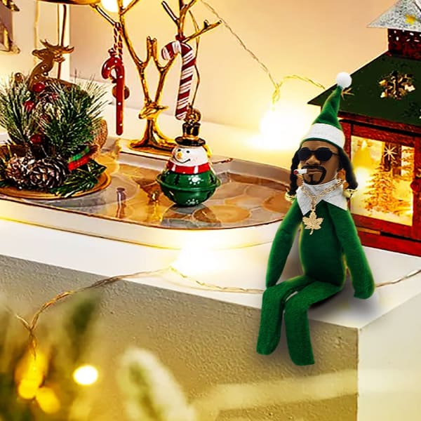 Snooooop A Loooop Holiday Elf The Pretty Hot Mess